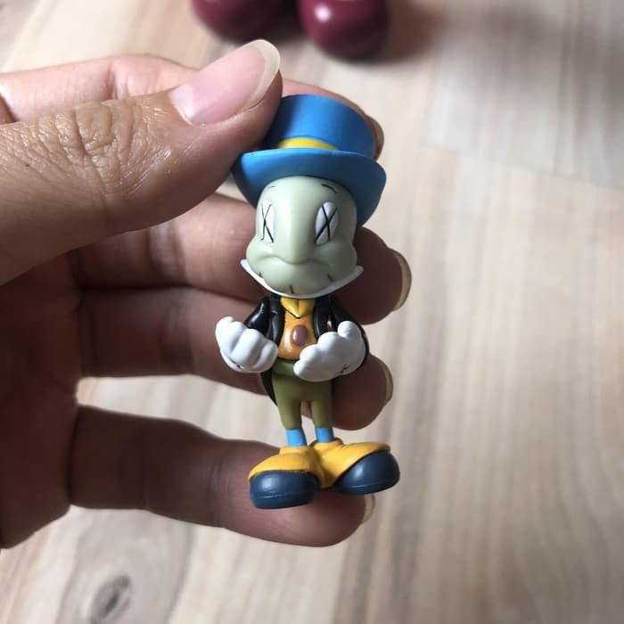 Big Pinocchio & Jiminy Cricket / Boneka Besar Pinocchio & Jiminy Crick – newbie-x-needs