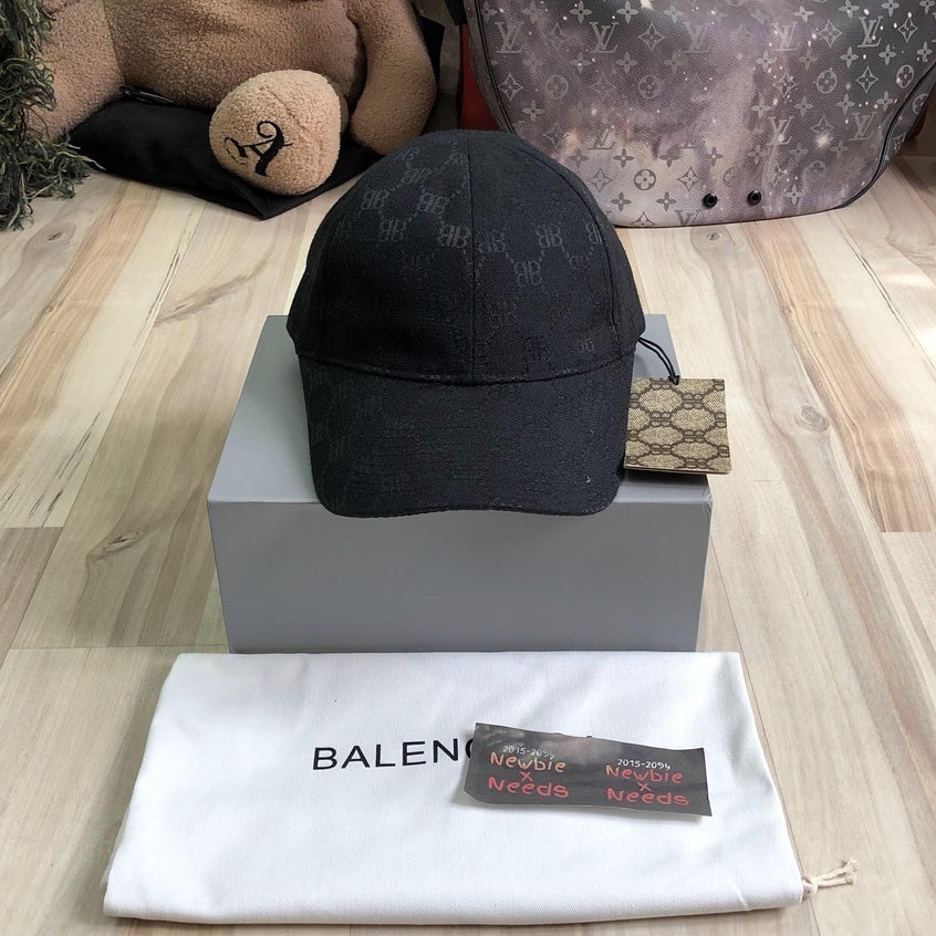 Gucci x Balenciaga The Hacker Cap Black/Topi Gucci x Balenciaga The Ha ...