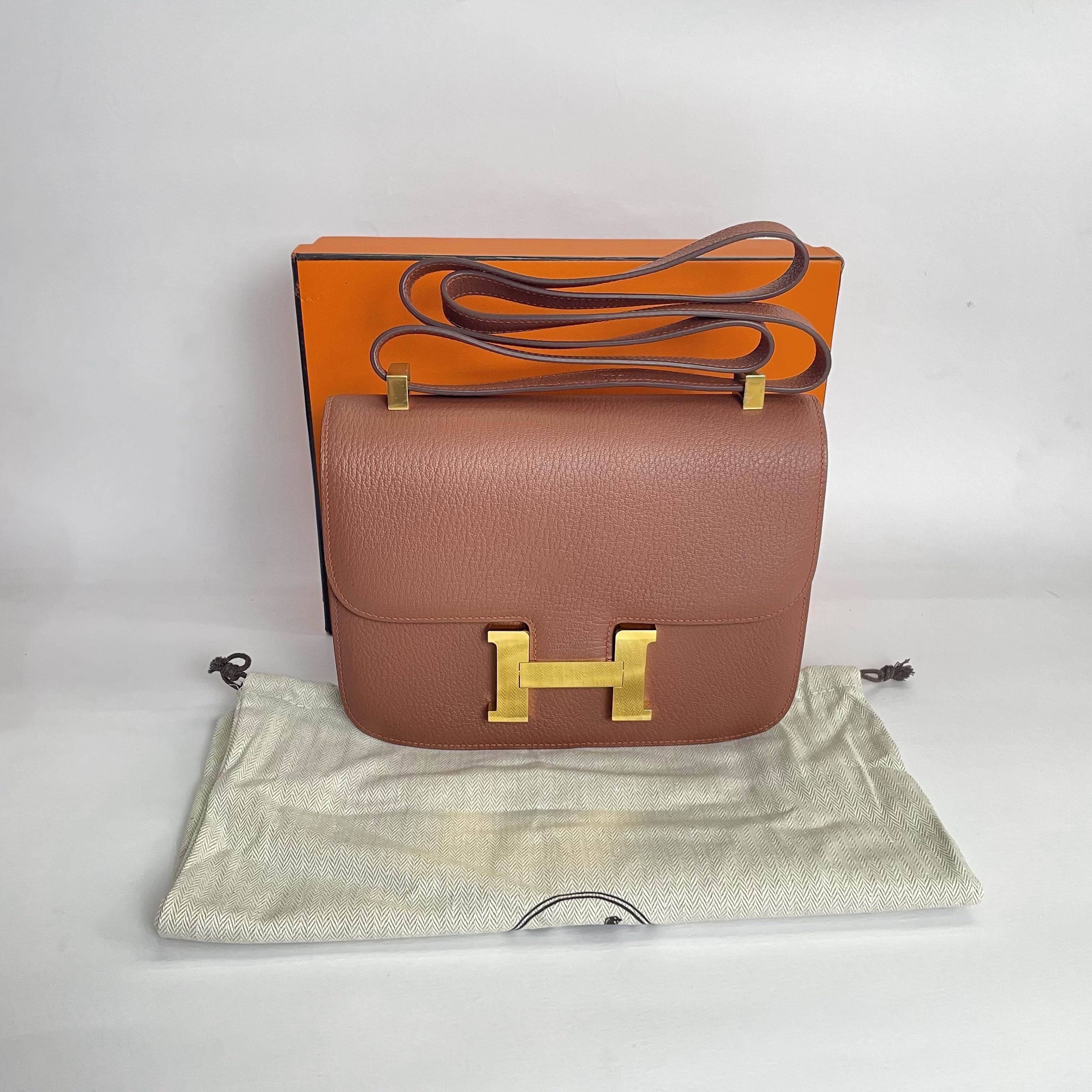 Hermes Constance 24 Bag Brown with Gold Finishing/Tas Hermes – newbie-x ...