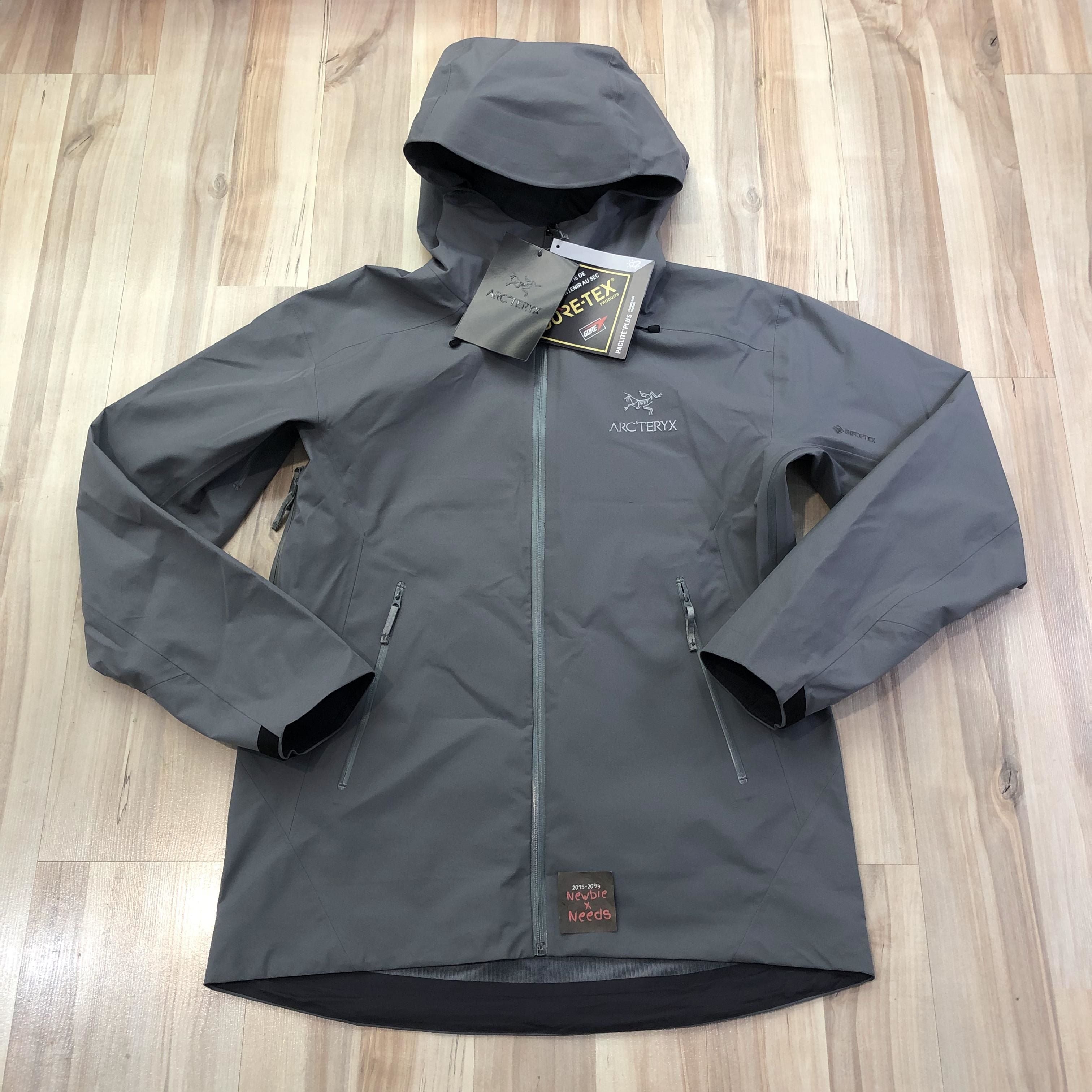 Arcteryx Beta LT Jacket Gray/Jaket Arcteryx – newbie-x-needs